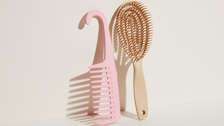 How To Use Your Wide Tooth Comb For Curly Hair | Bouclème